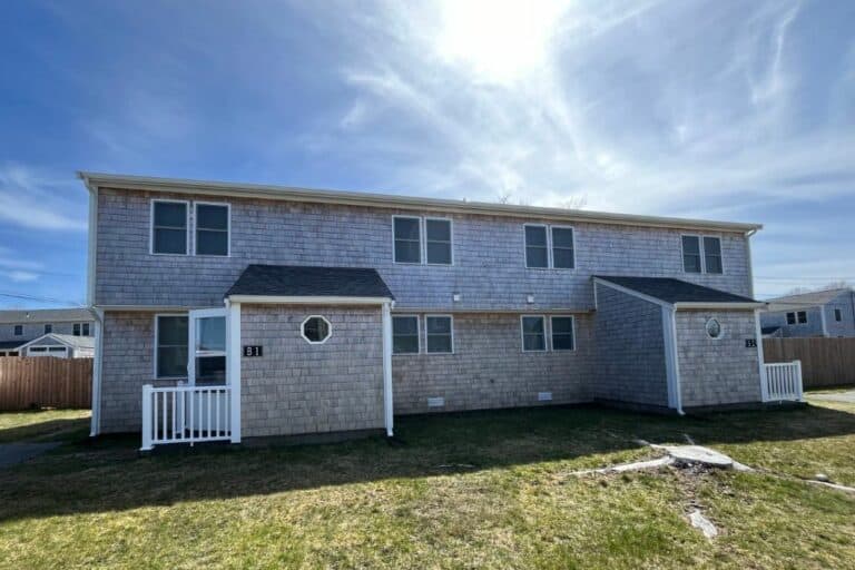 9 Incredible Coast Guard Stays for a Unique Waterfront Getaway - Poppin ...